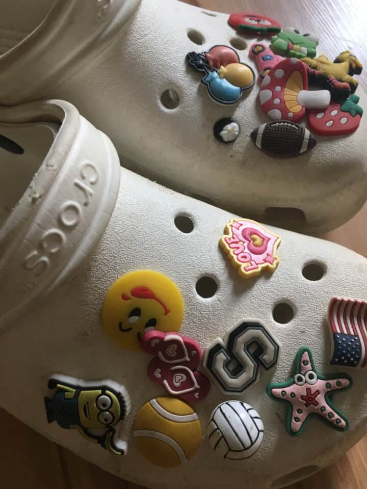 Do Crocs Stretch? Here's All The Tea You Should Know!