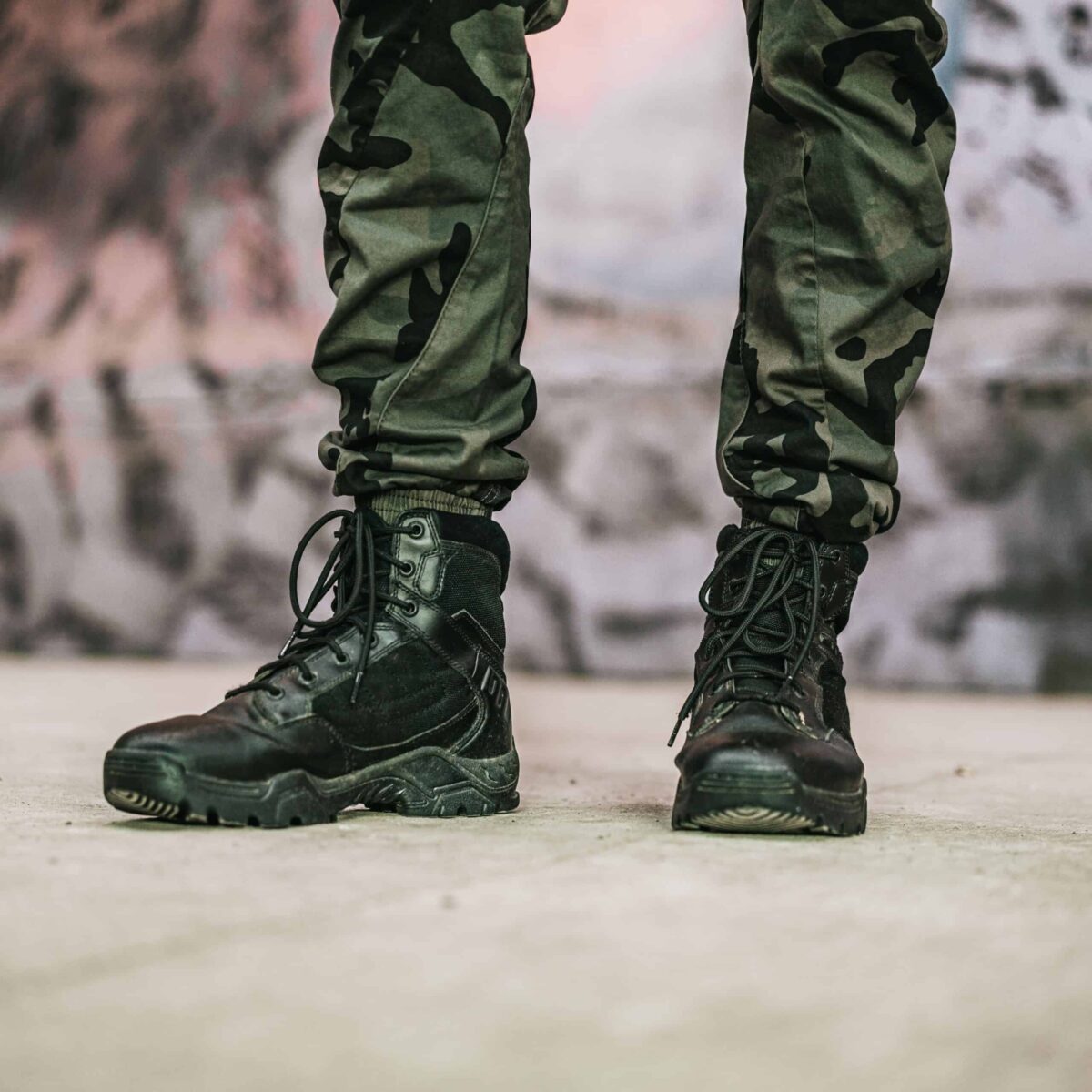 Best Boots For Rucking: 6 Amazing And Durable Options