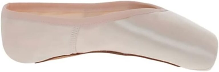 15 Best Pointe Shoes For Beginners To Keep You On Your Toes