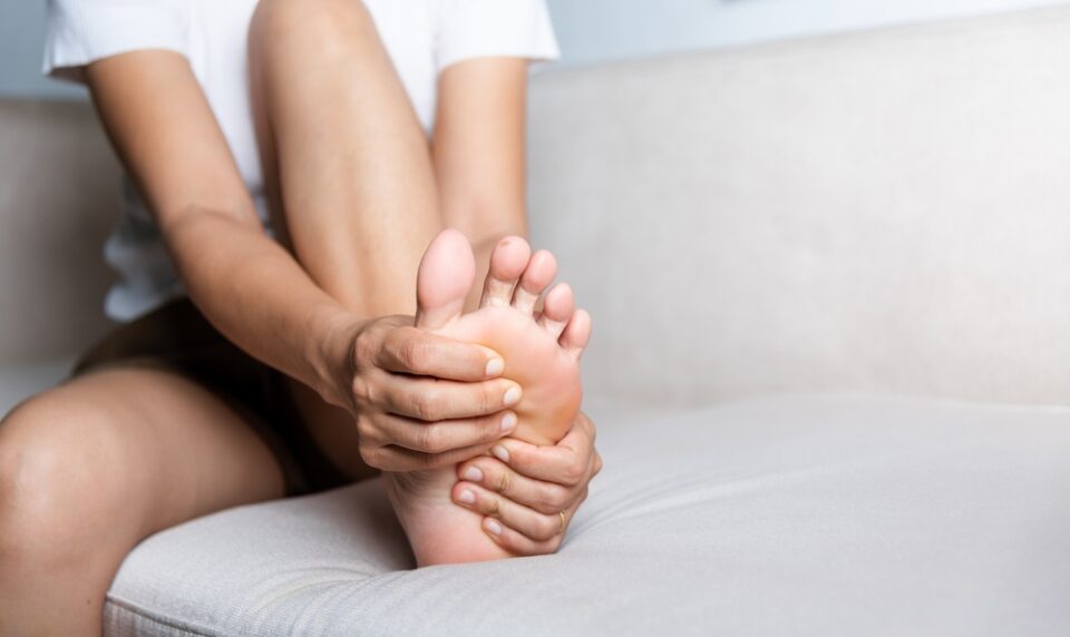 The 4 Best Running Shoes For Metatarsalgia: Run Without Pain