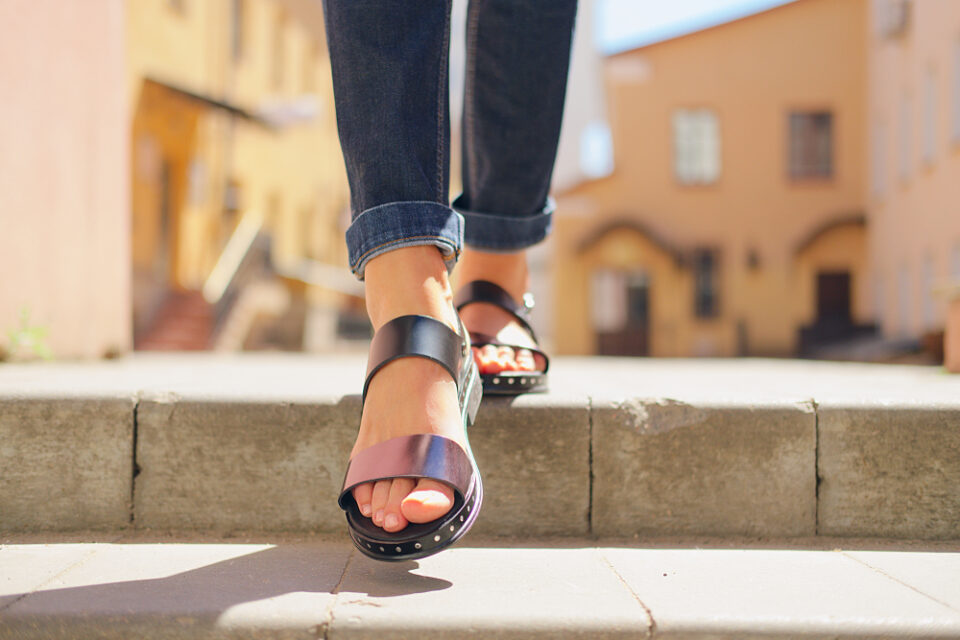 The Battle Of Comfortable Footwear: Sandals Vs. Slippers